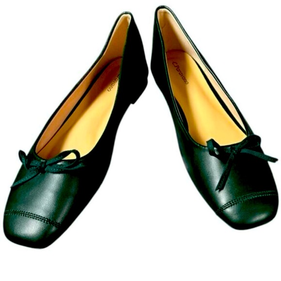 C.Paravano | Shoes | Brand New C Paravano Dark Green Leather Flats With Bow Detail Eu 4 Us 95 ...